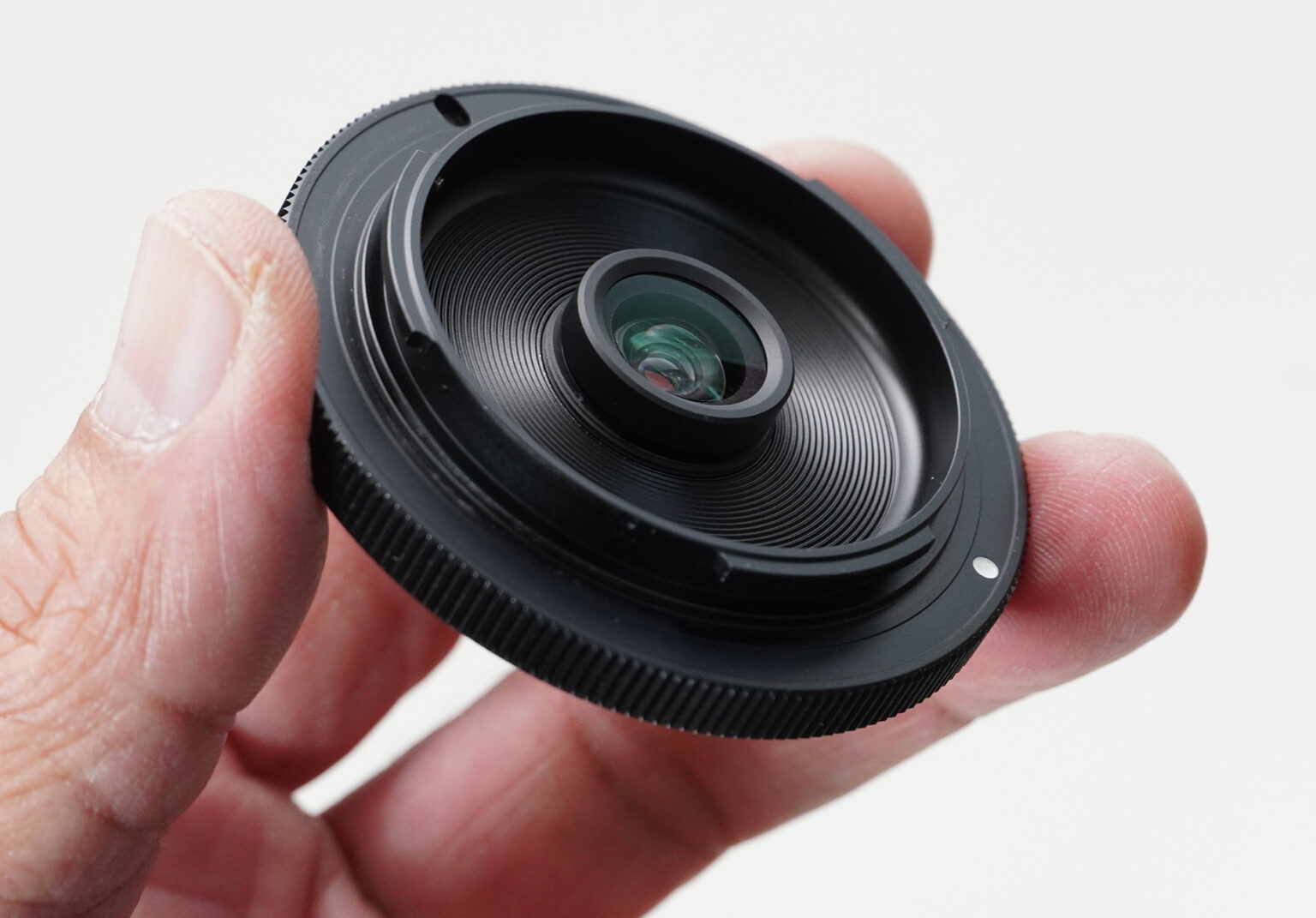REVIEW : Funleader Cap lens 18mm F8-Fotoinfo Magazine